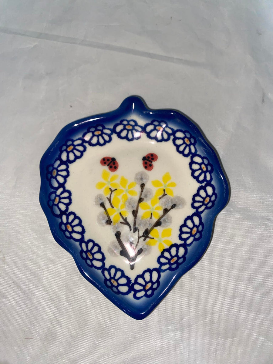 Ladybug Sm. Leaf Dish - Pattern Ladybug – Polish Pottery Pantry