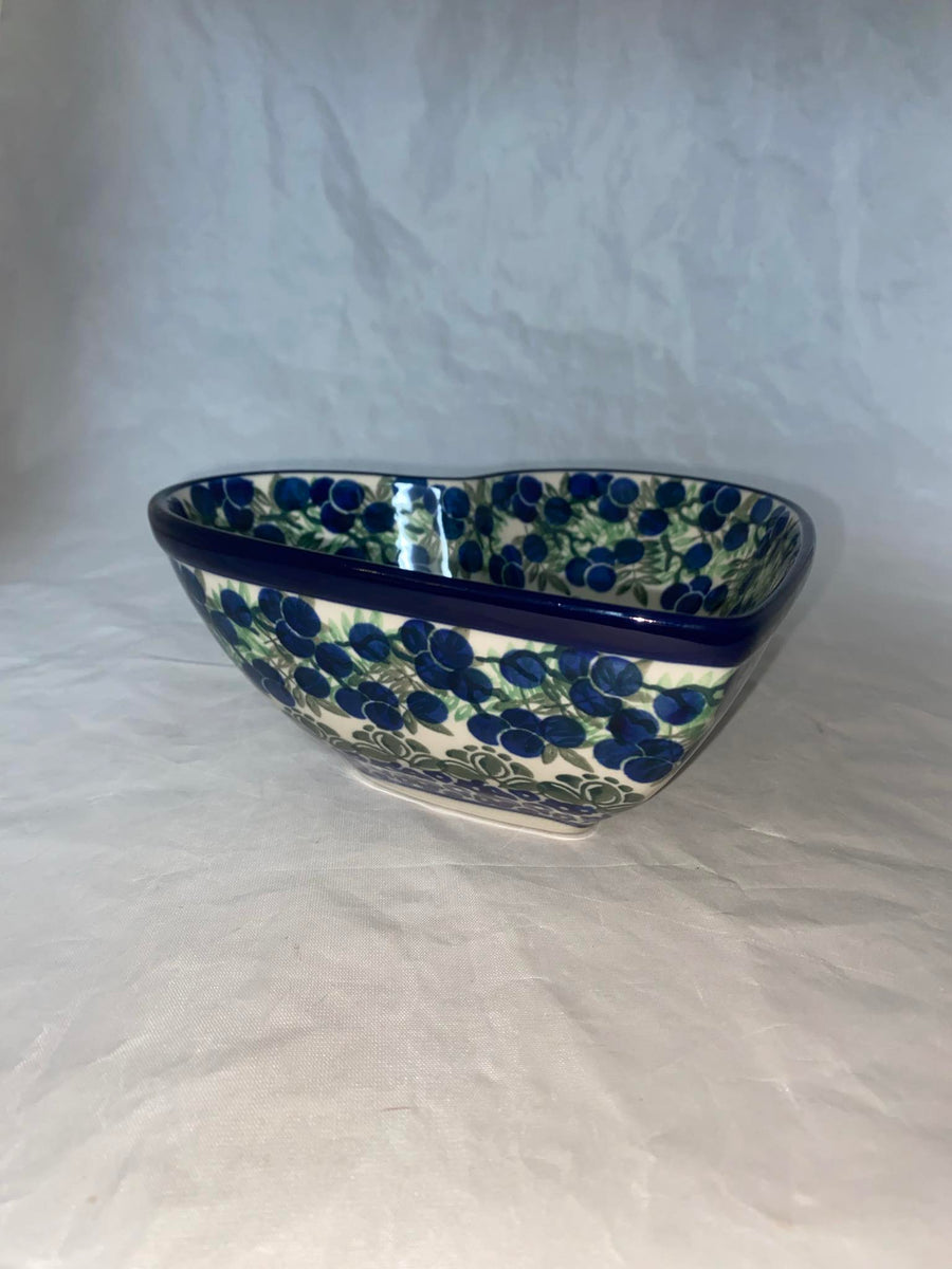 Blueberry Heart Bowl - Shape B37 - Pattern Blueberry – Polish Pottery ...