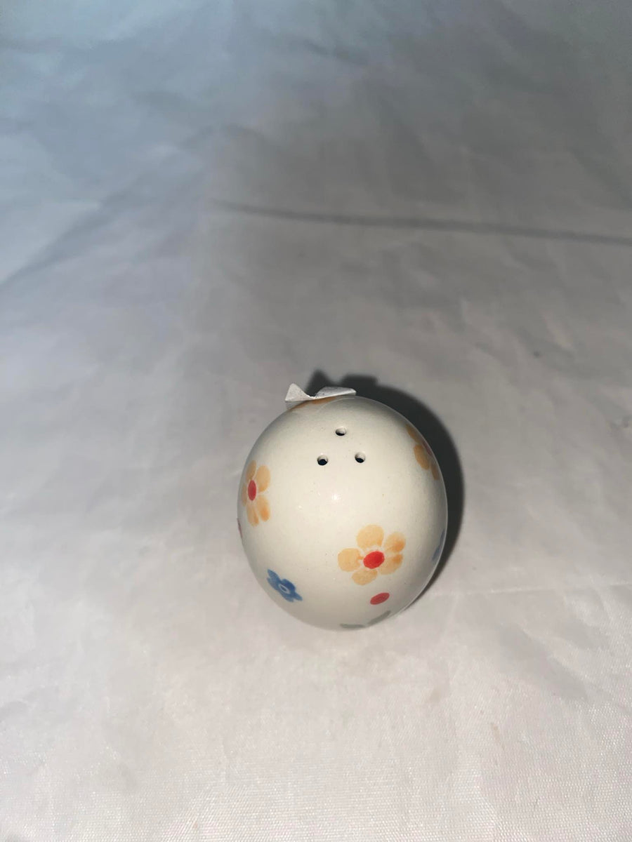 Buttercup Salt Shaker - Shape 742 - Pattern Buttercup (2225) – Polish ...